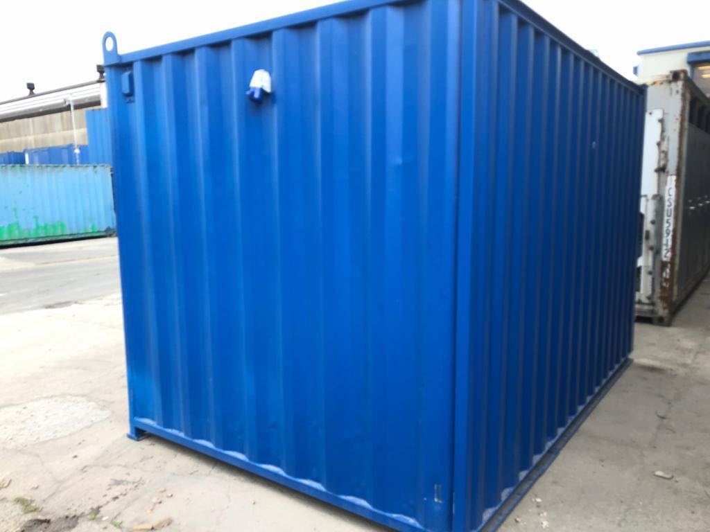 10ft Ground Level Office Container – containervaultco.com